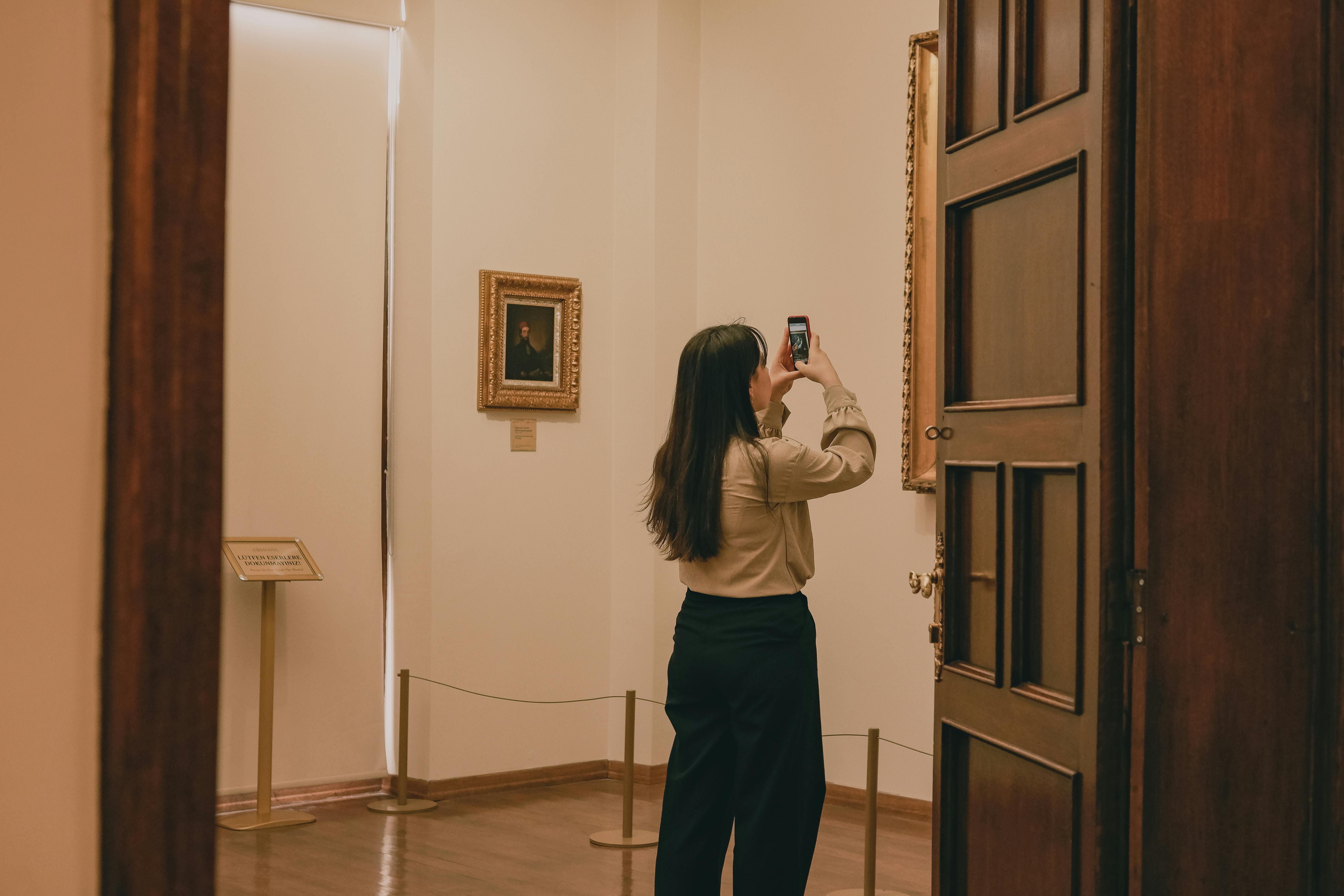 VR, AR, and MR technologies in museums